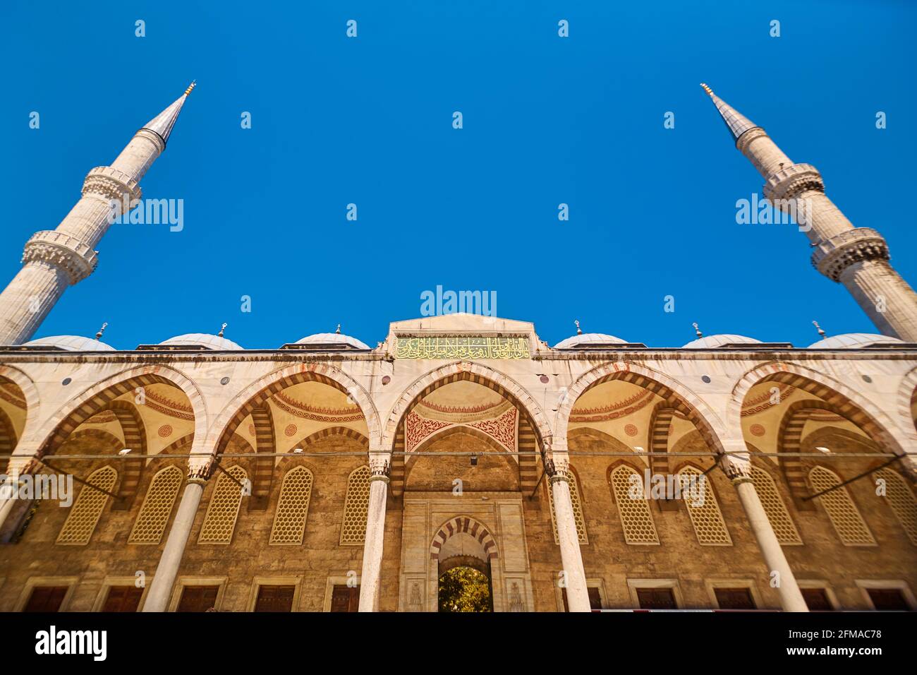 The inner courtyard of the mosque. The architecture of the Islamic ...