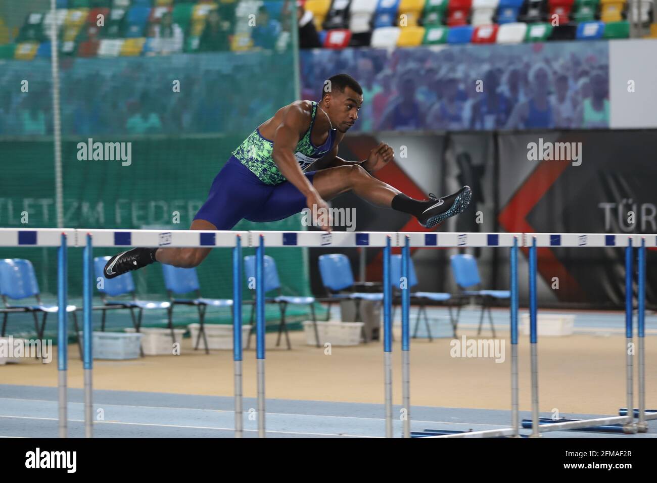 60 meters hurdles hi-res stock photography and images - Alamy
