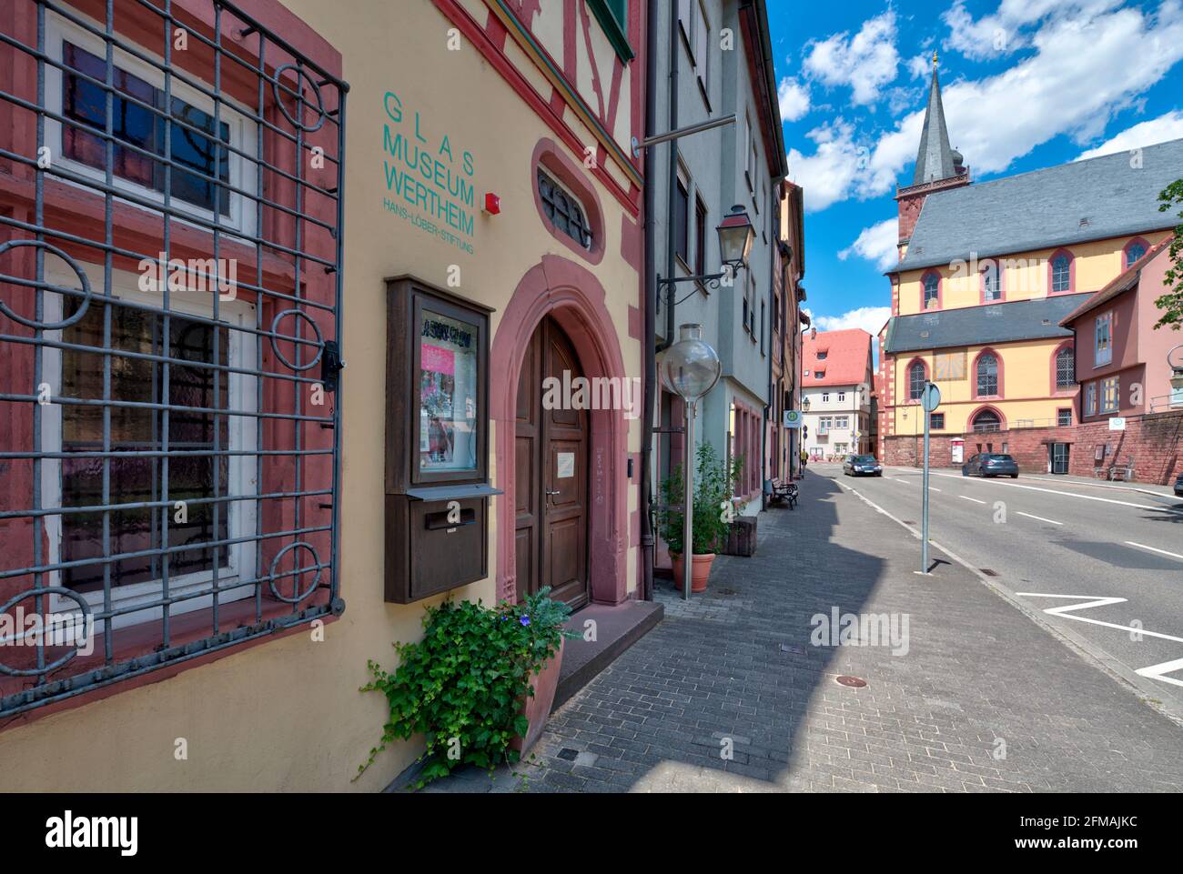 Glass museum, house facade, half-timbered, collegiate church, St Marien ...