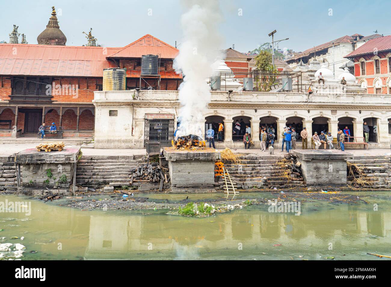 Cremation of the dead at the holy saint Bagmati in Pashupatinath ...