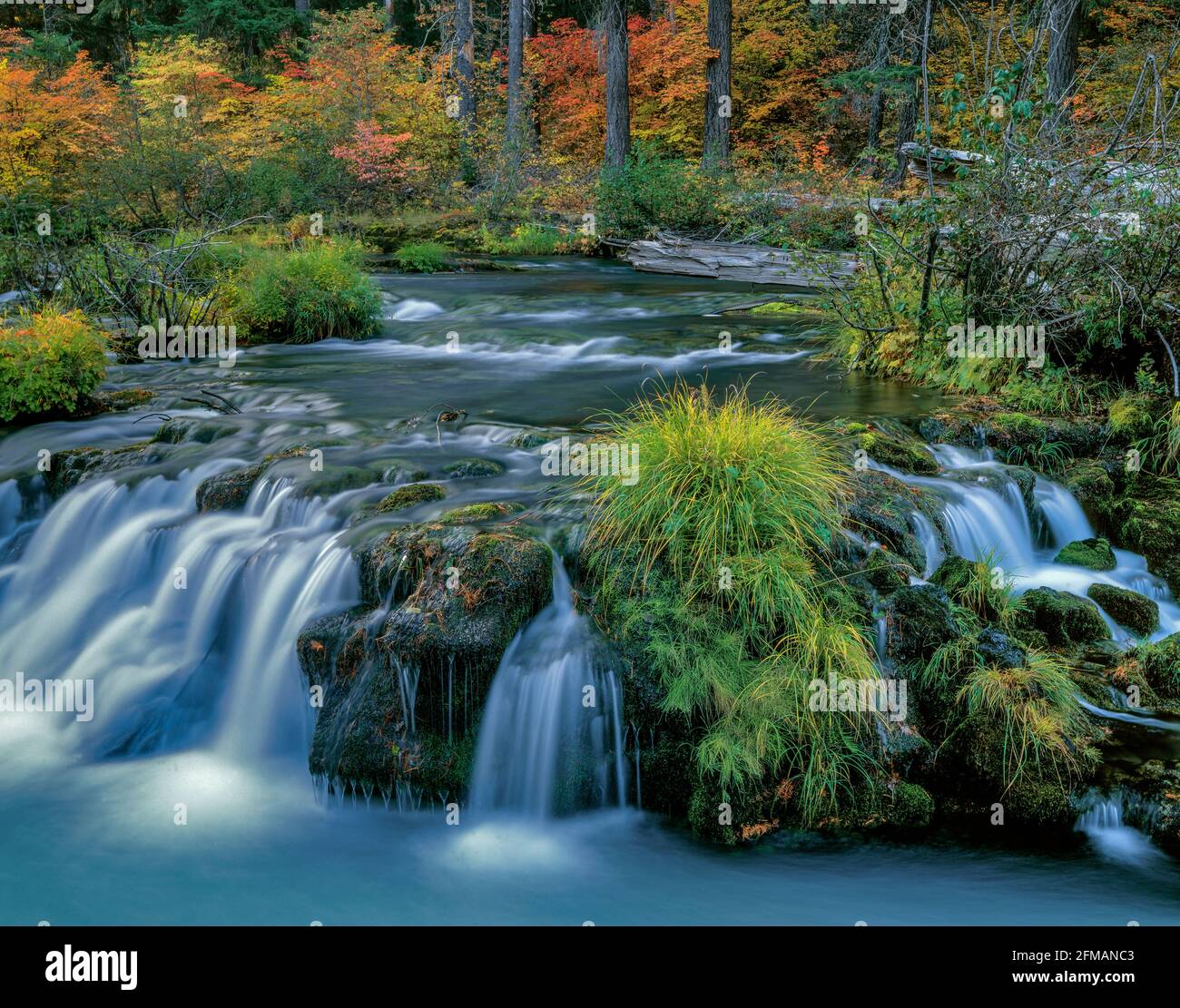 Rock cascades hi-res stock photography and images - Alamy