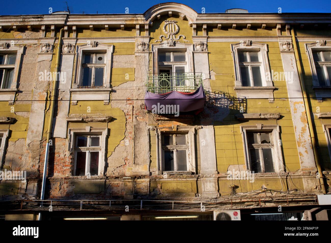 Building block eastern europe hi-res stock photography and images - Alamy