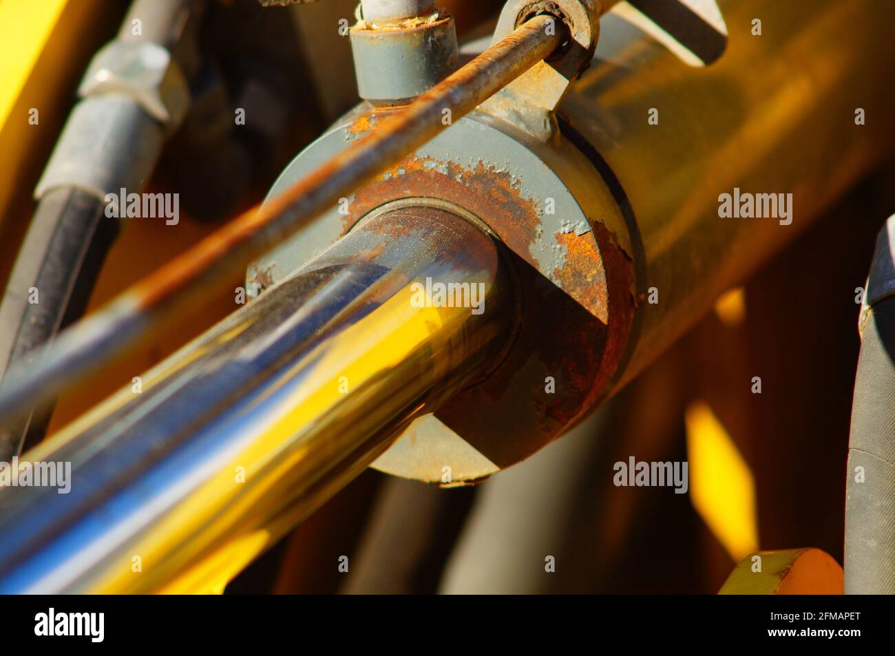 Hydraulic cylinder hi-res stock photography and images - Alamy
