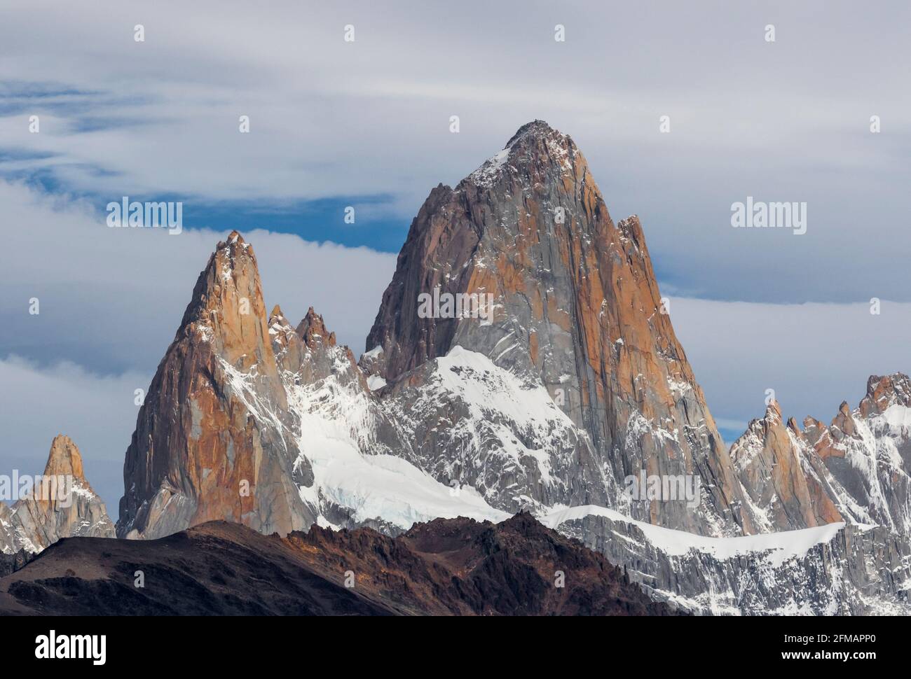 The Fitz Roy mountain range near El Chalten, Patagonia, Argentina Stock ...
