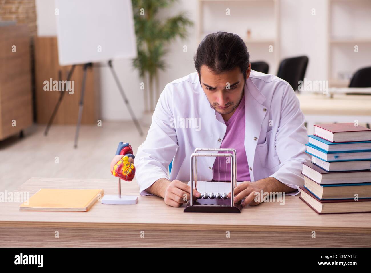 Health ball classroom hi-res stock photography and images - Alamy