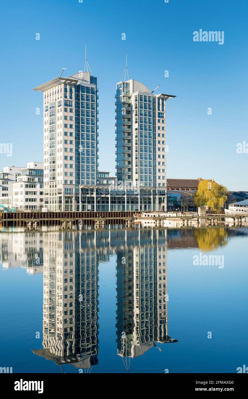 Berlin, Treptowers, modern buildings on the banks of the Spree ...