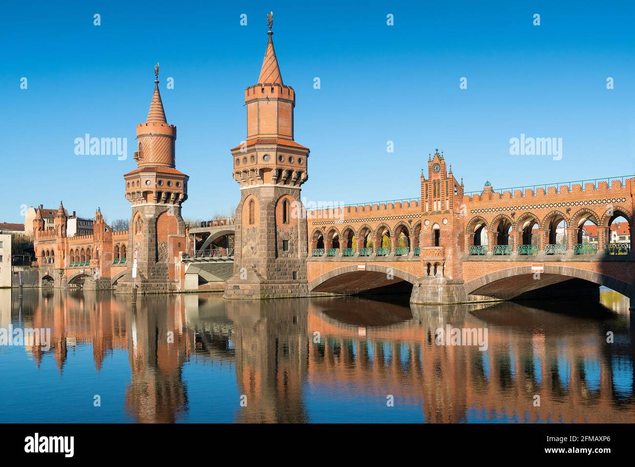 Berlin ring road hi-res stock photography and images - Alamy