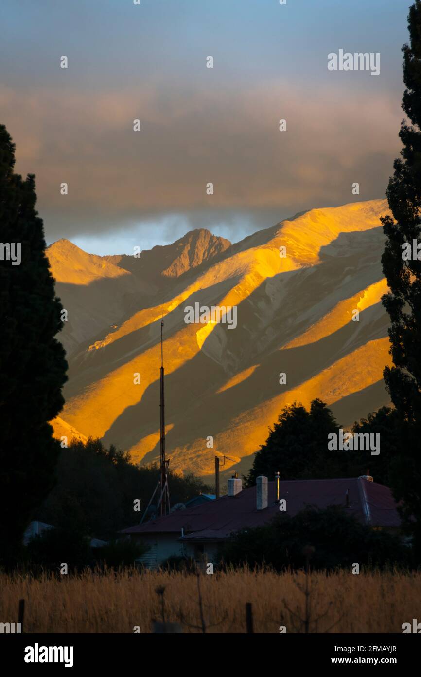 Dawn mckenzie hi-res stock photography and images - Alamy