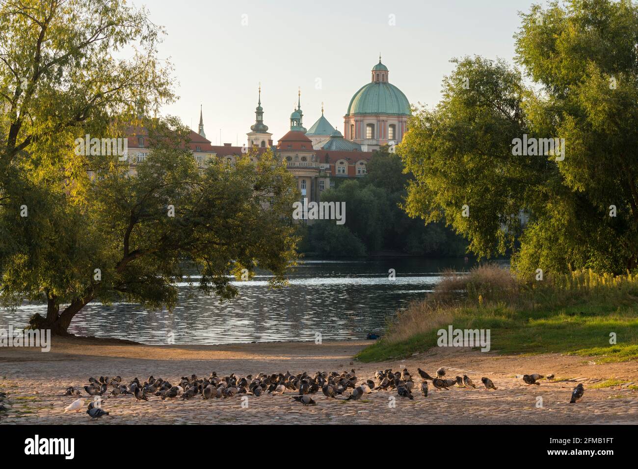 Kreuzherrenkirche, Moldau, Prague, Czech Republic Stock Photo - Alamy