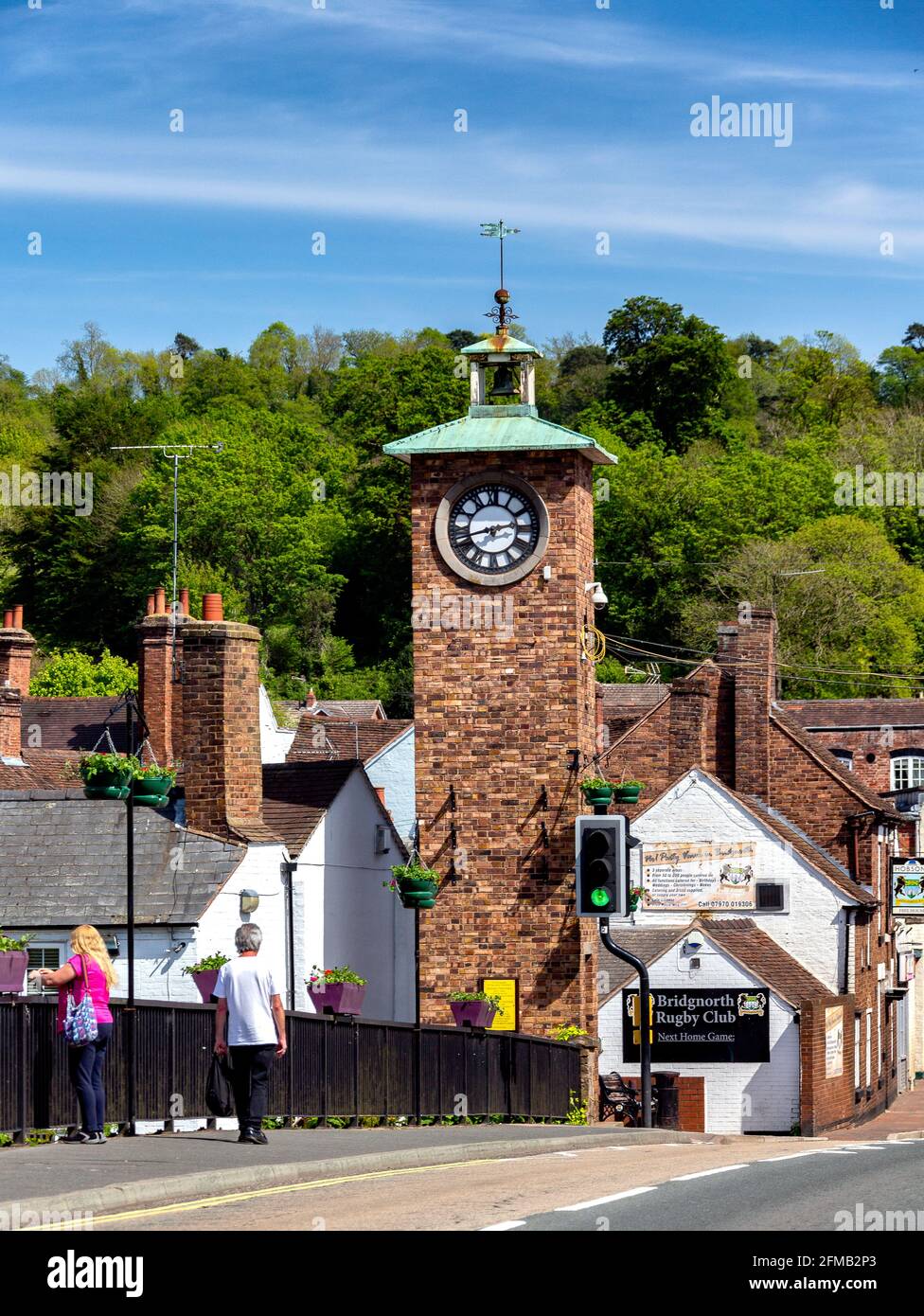 Bridgnorth is a town in Shropshire, England. The River Severn splits it ...