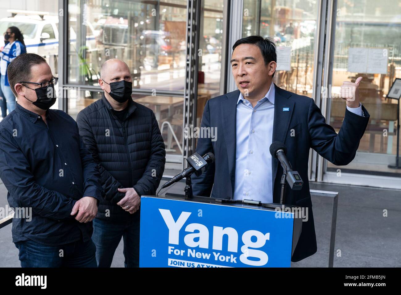 Mayoral candidate Andrew Yang speaks at campaign stop for mayor at ...