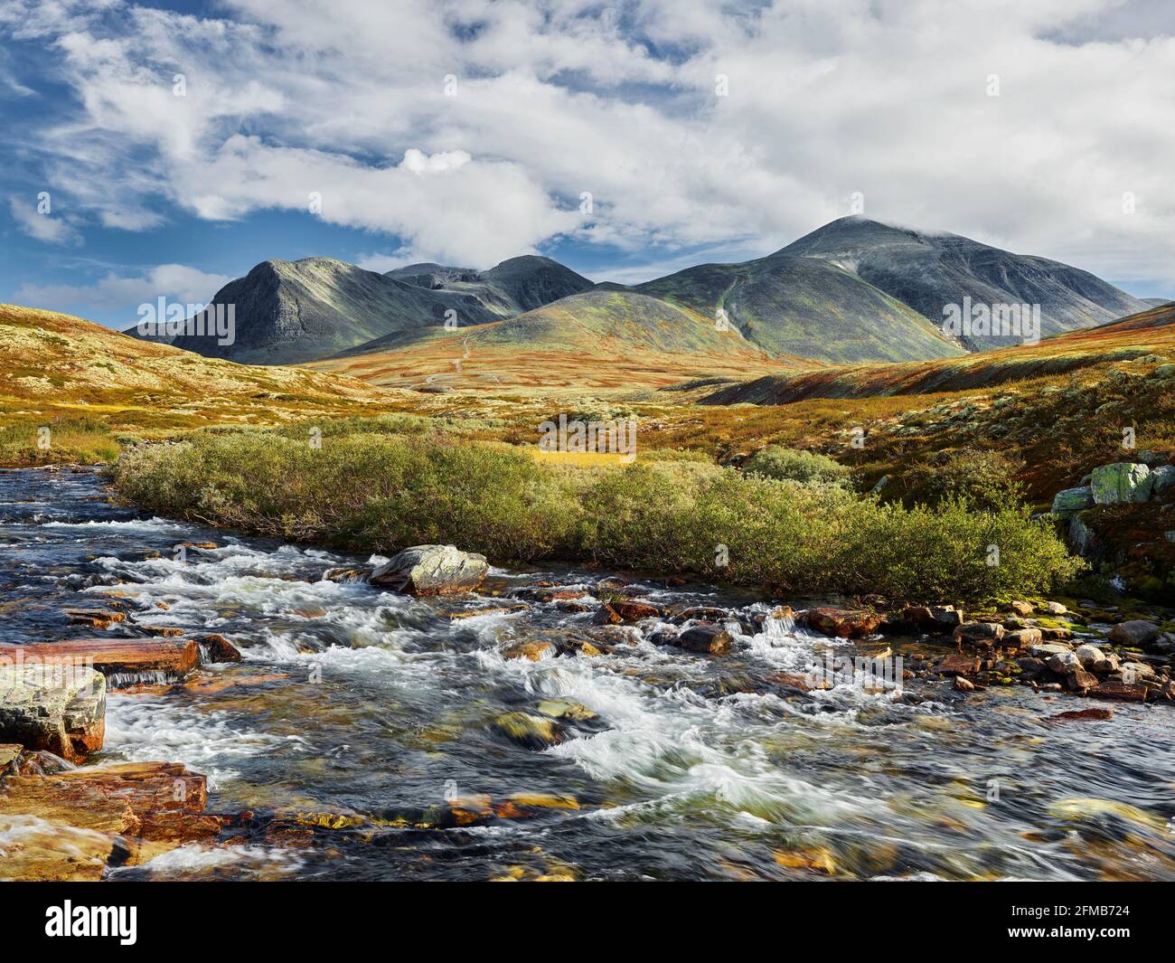 River Storula, Rondslottet, Storronden, Rondane National Park, Oppland ...