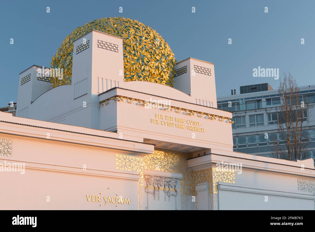 Exhibition house of the vienna secession hi-res stock photography and ...