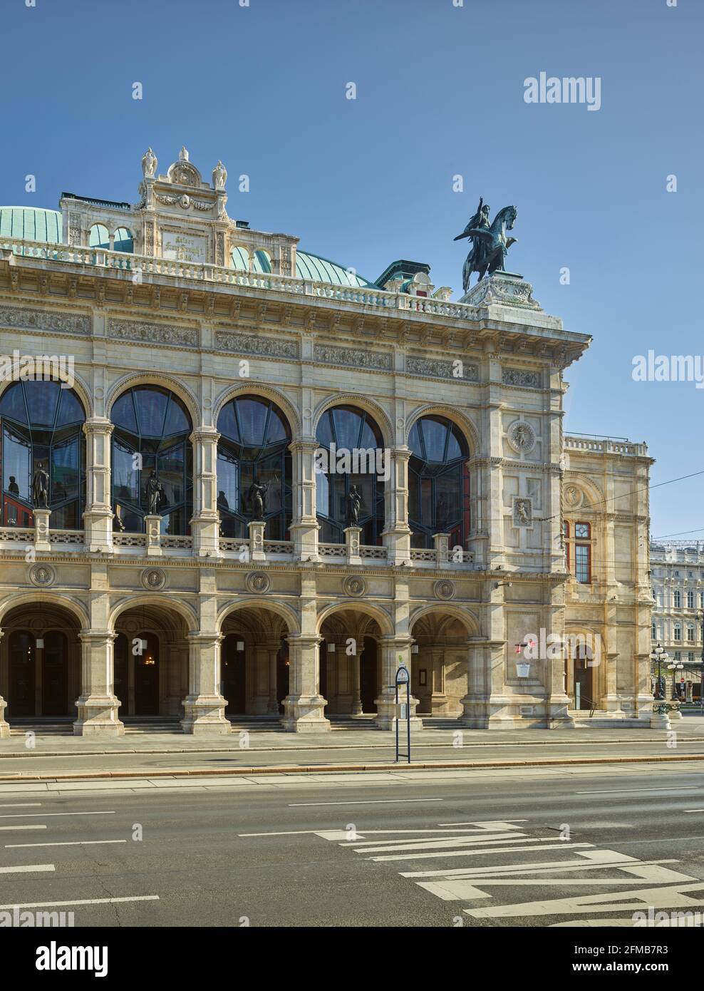 Opernring vienna hi-res stock photography and images - Alamy