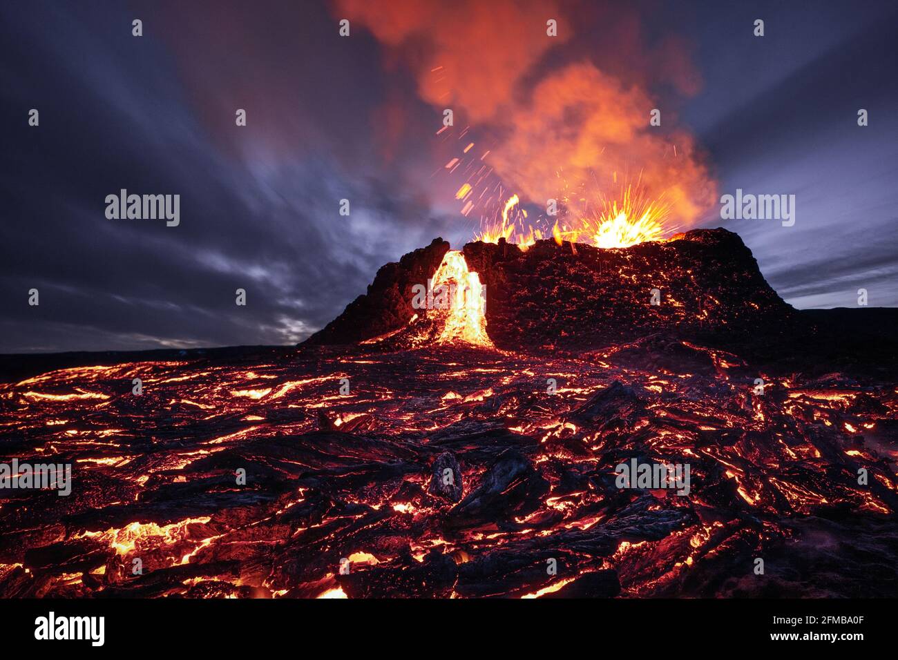 Iceland, Fagradalsfjall, volcanic eruption Stock Photo - Alamy