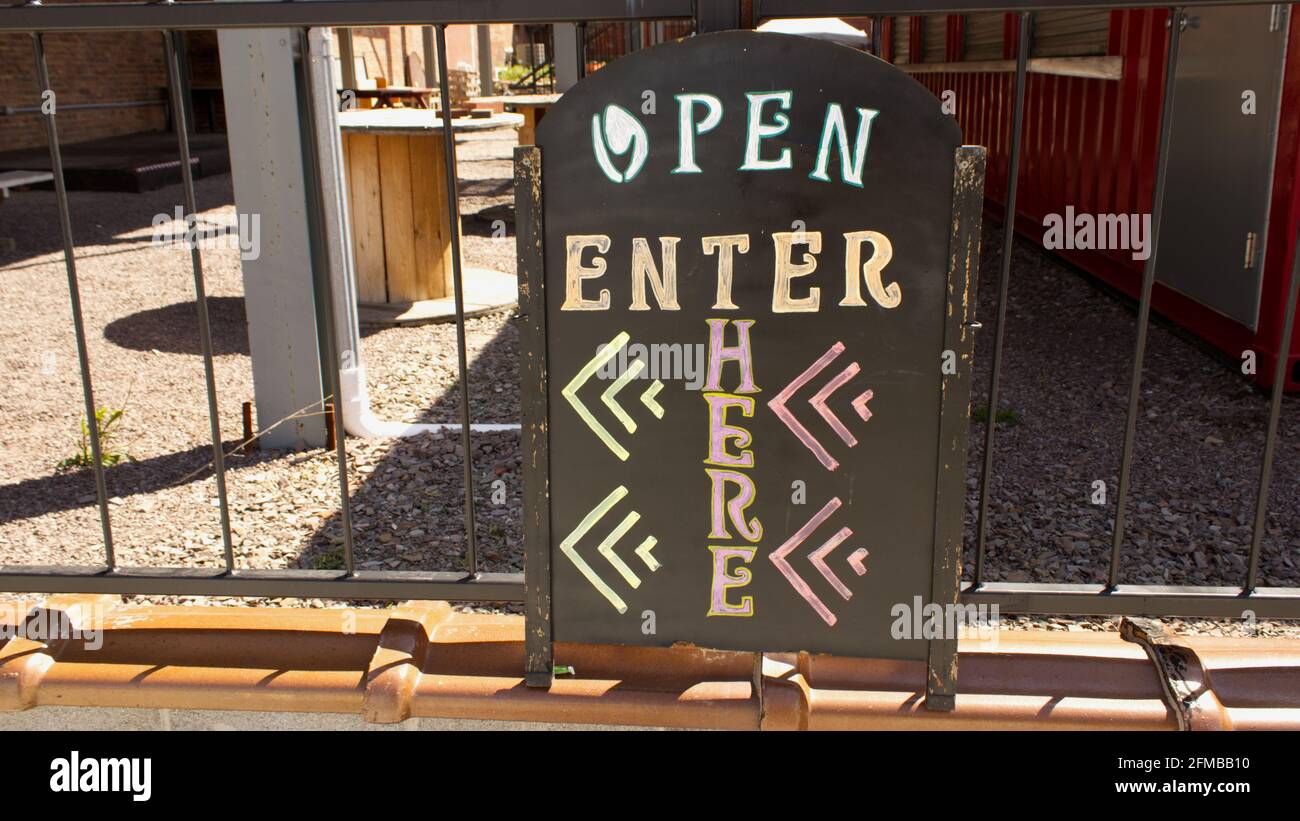 Board open sign hi-res stock photography and images - Alamy