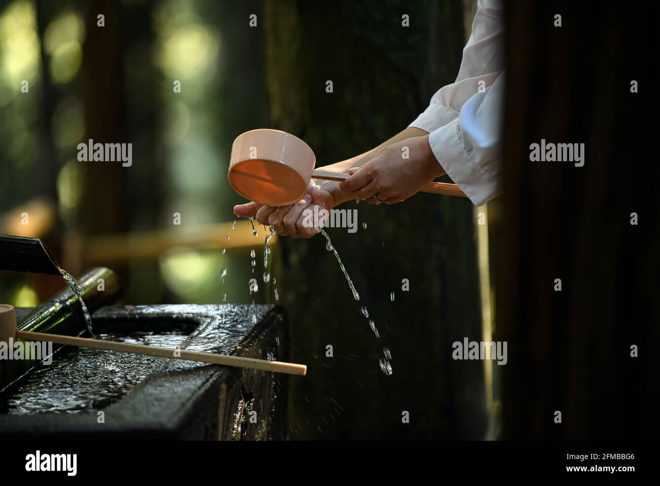 Hand purification hi-res stock photography and images - Alamy
