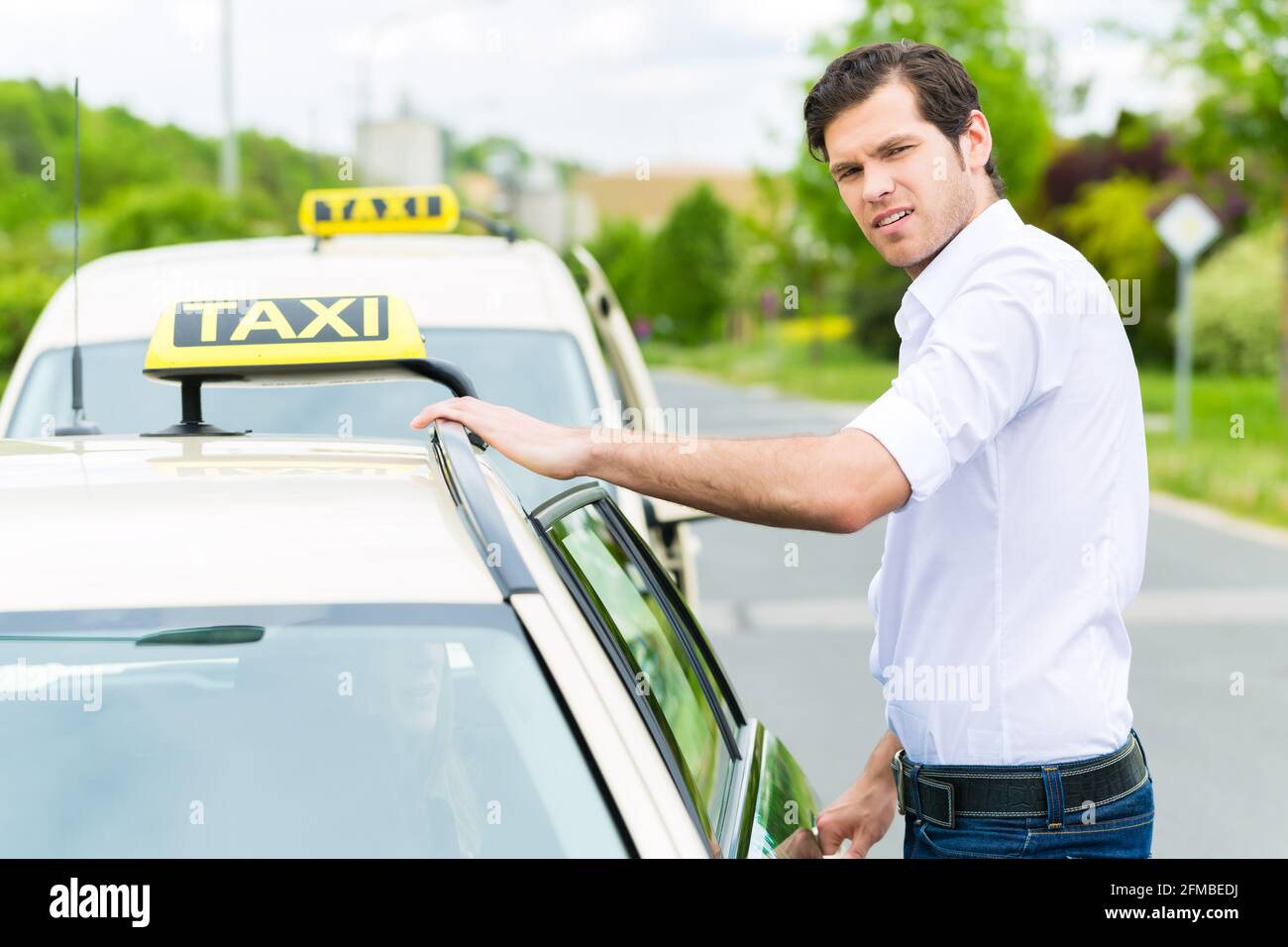 Taxi passenger experience hi-res stock photography and images - Alamy