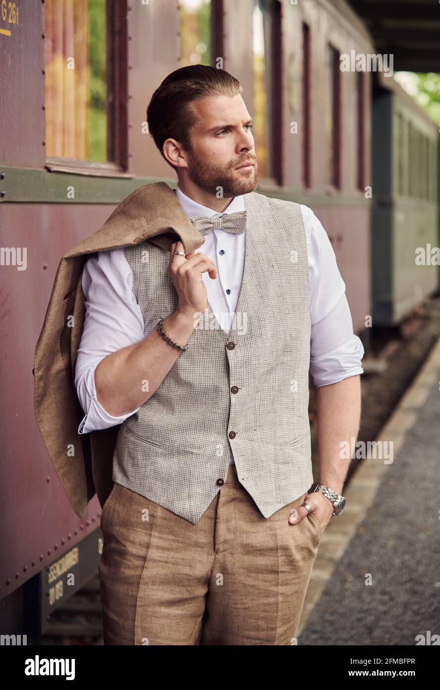 Old model train hi-res stock photography and images - Alamy