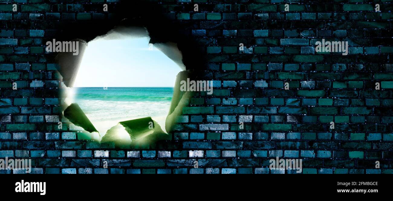 Brick hole hi-res stock photography and images - Alamy
