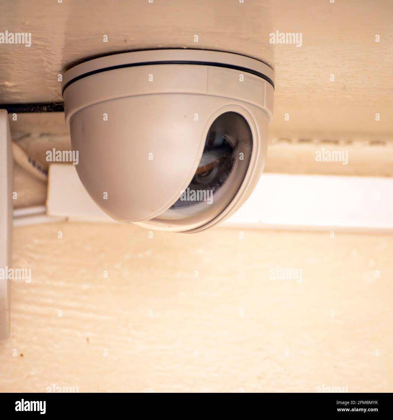 Camera on ceiling hi-res stock photography and images - Alamy
