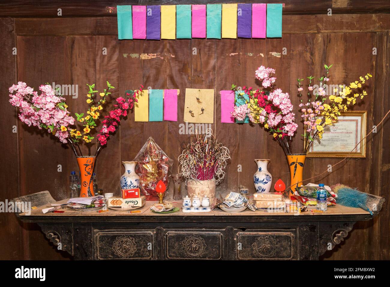 Shrine to Vuong royal family,in Qing Dynasty style, H'mong royal palace ...