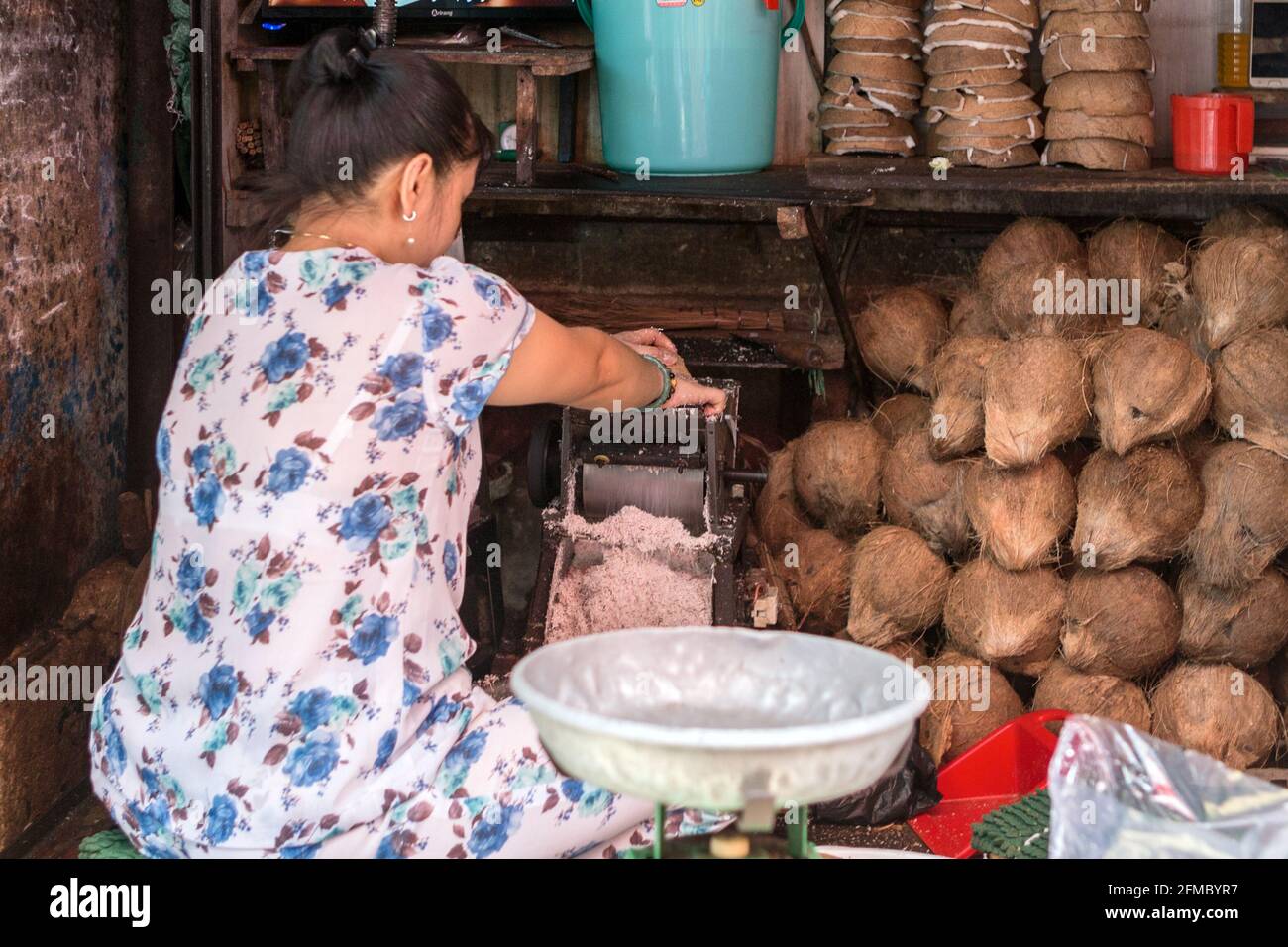 Coconut shredding, Local market, Ho Chi Min City, Saigon, Vietnam Stock ...