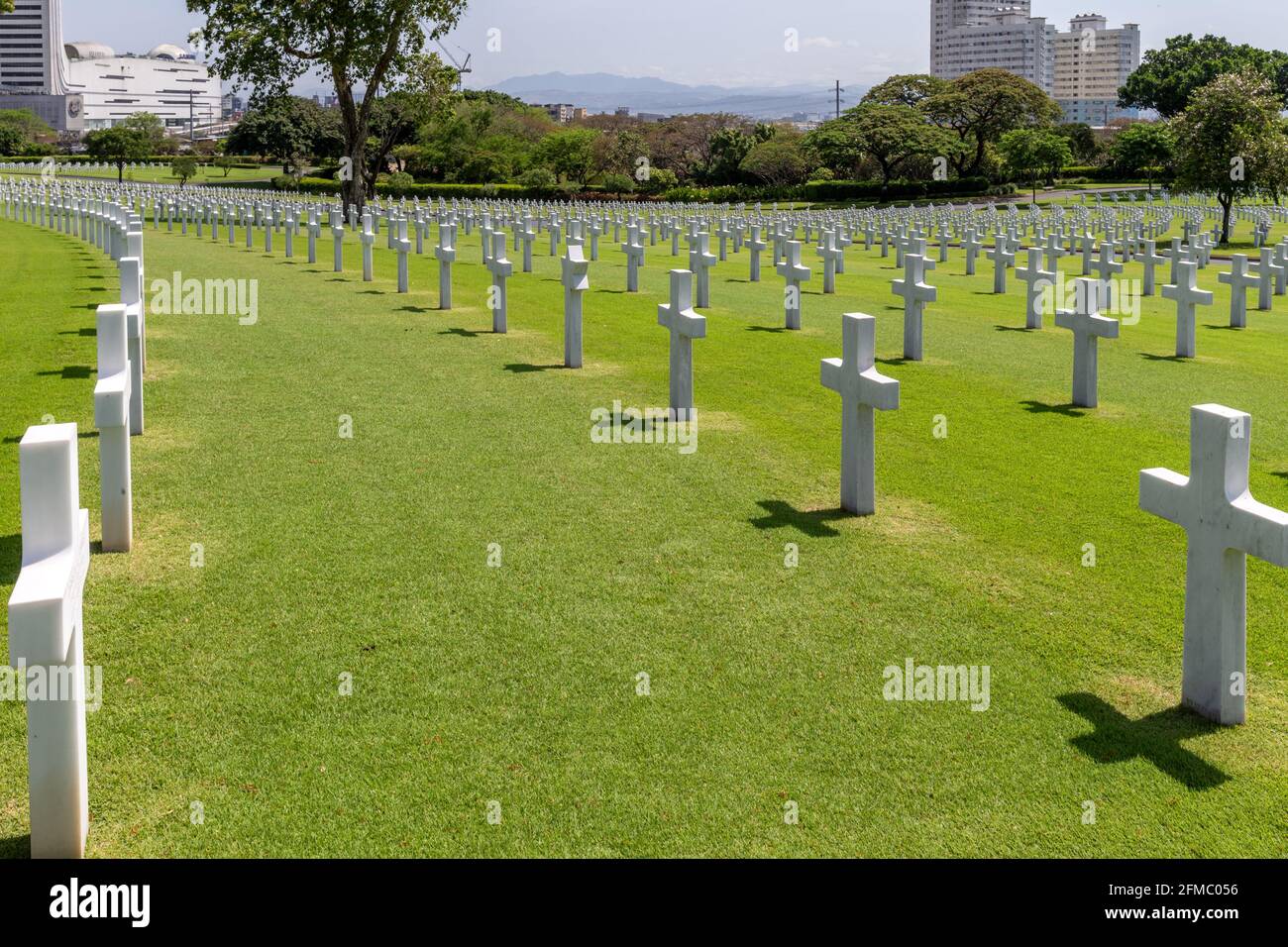 Graves and headstones, The Manila American Cemetery and Memorial ...