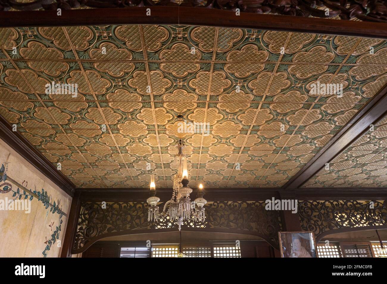 Living room ceiling, second floor, Casa Manila, Colonial museum, Barrio ...
