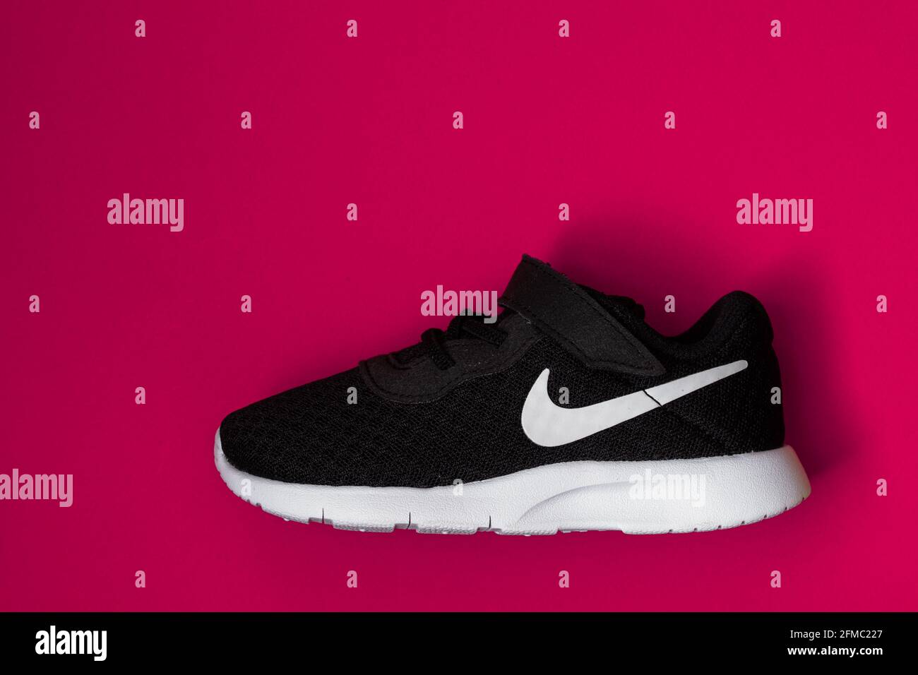 Tdv logo hi-res stock photography and images - Alamy