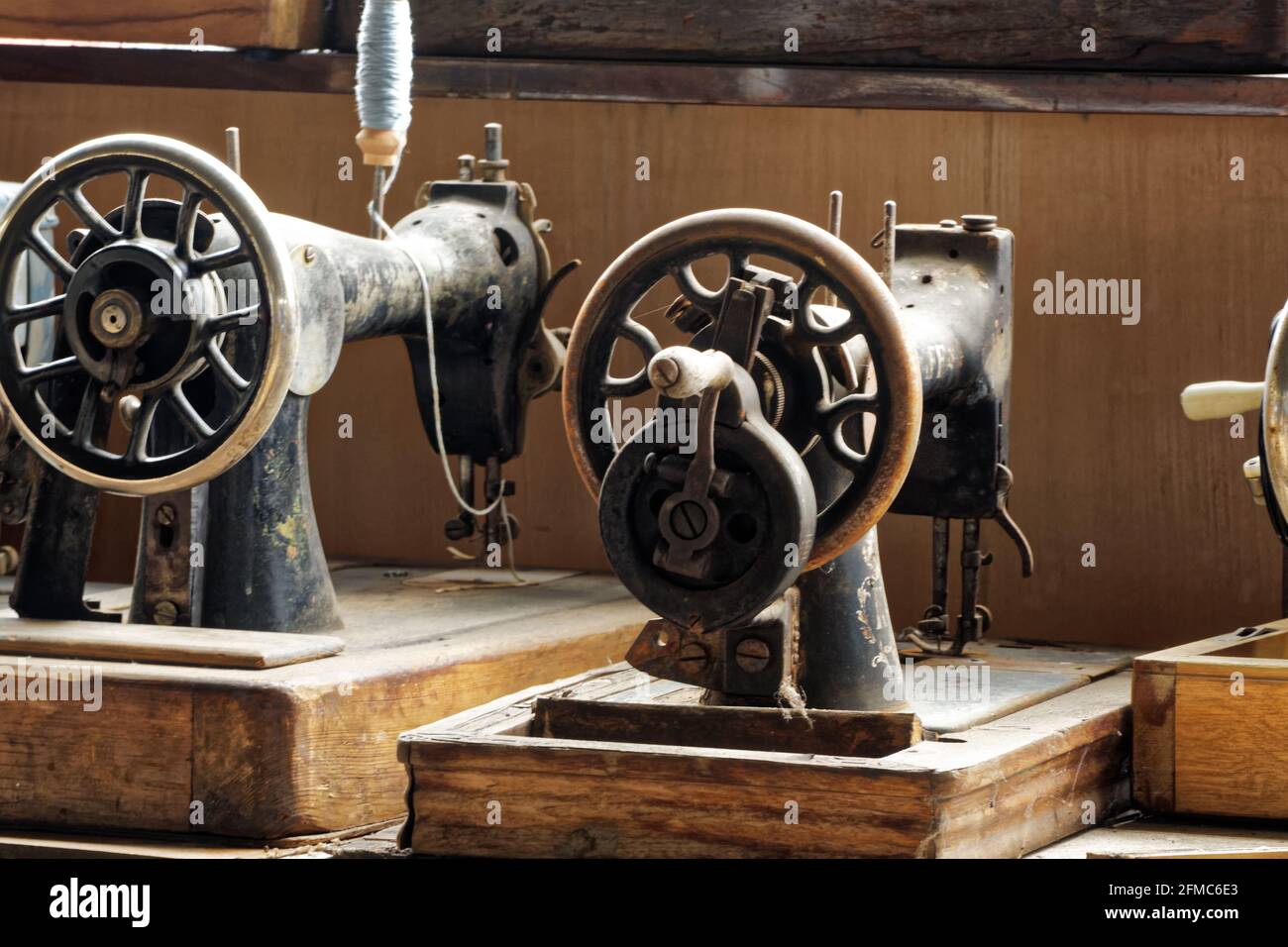 Sewing machine wheel hi-res stock photography and images - Alamy