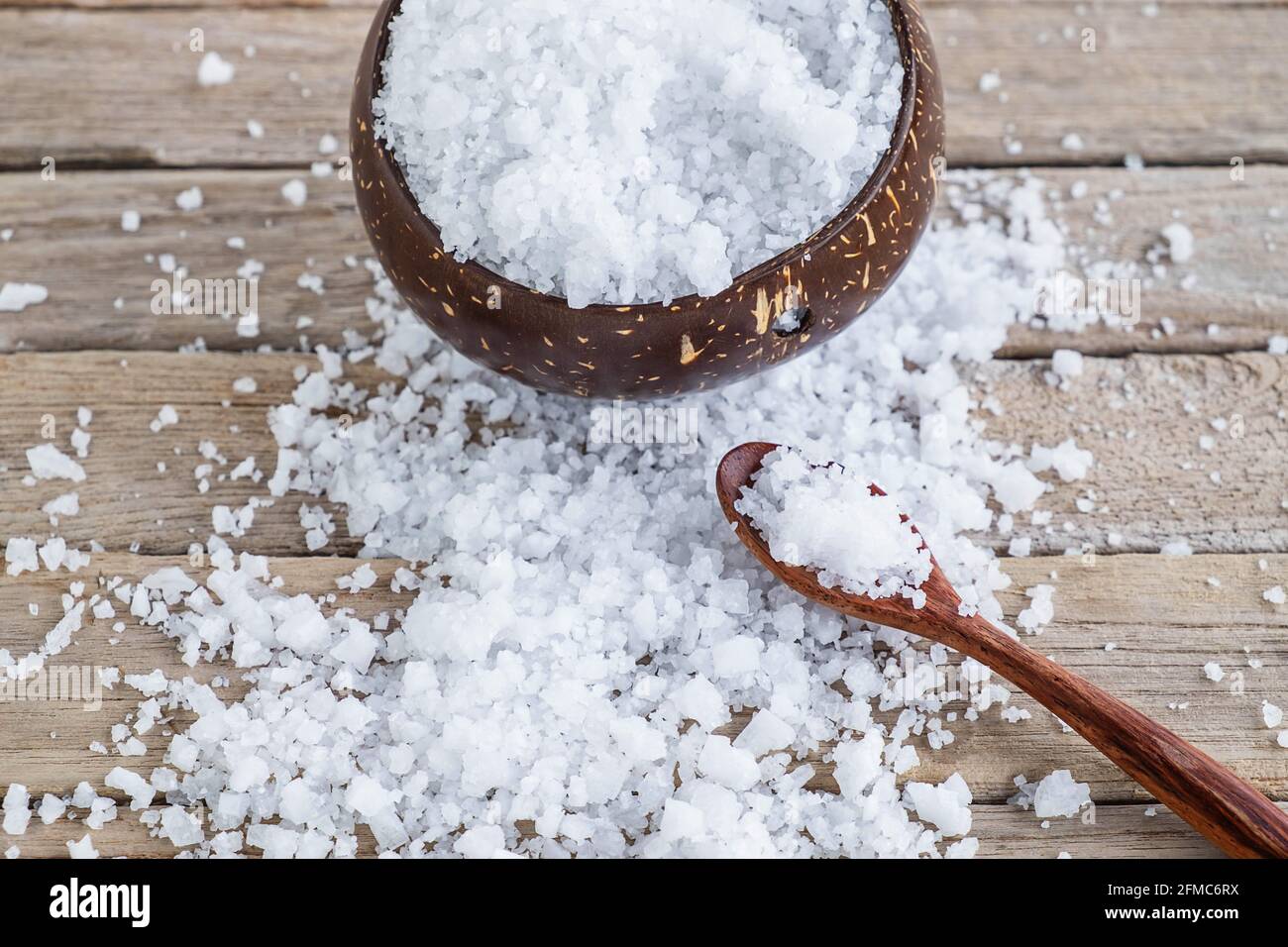 Salt shaker table pile hi-res stock photography and images - Alamy