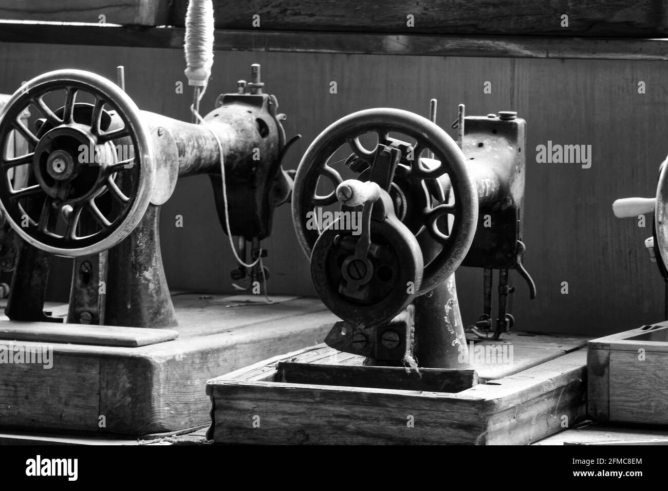Sewing machine wheel hi-res stock photography and images - Alamy