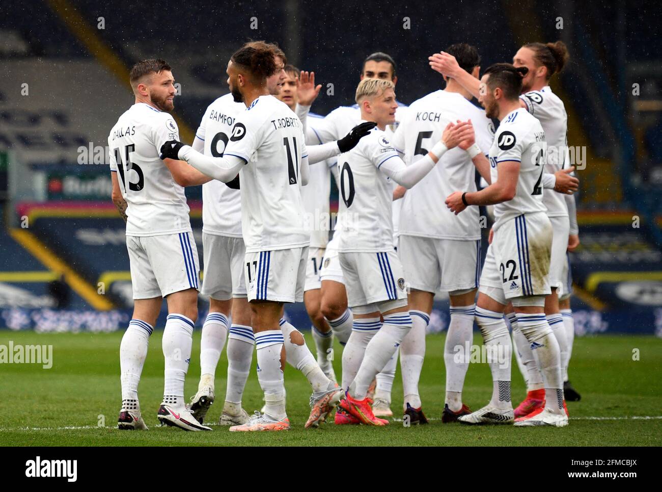 Leeds United's Stuart Dallas (left) celebrates scoring opening goal ...