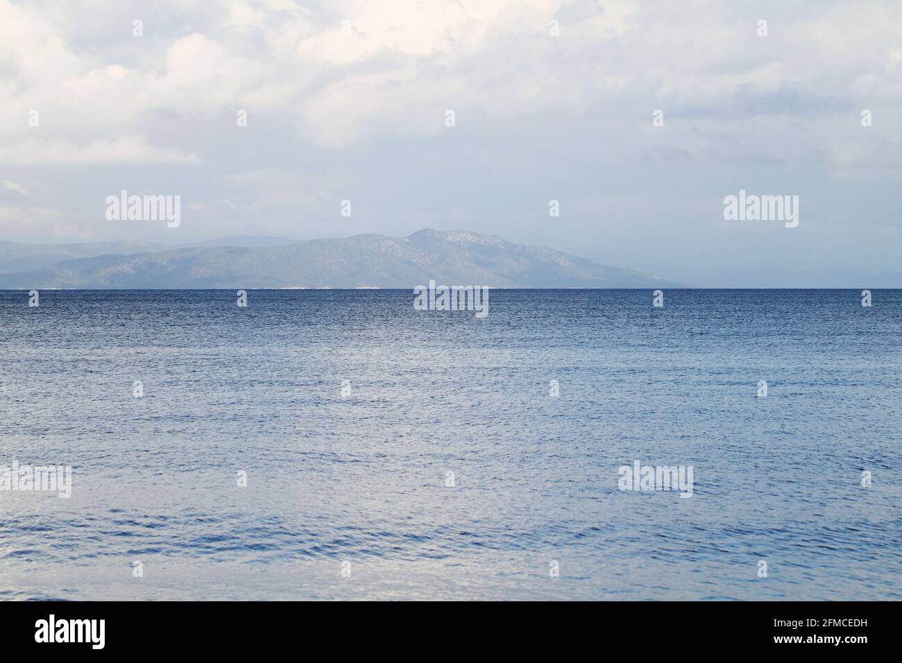 Blue and white sea hi-res stock photography and images - Alamy