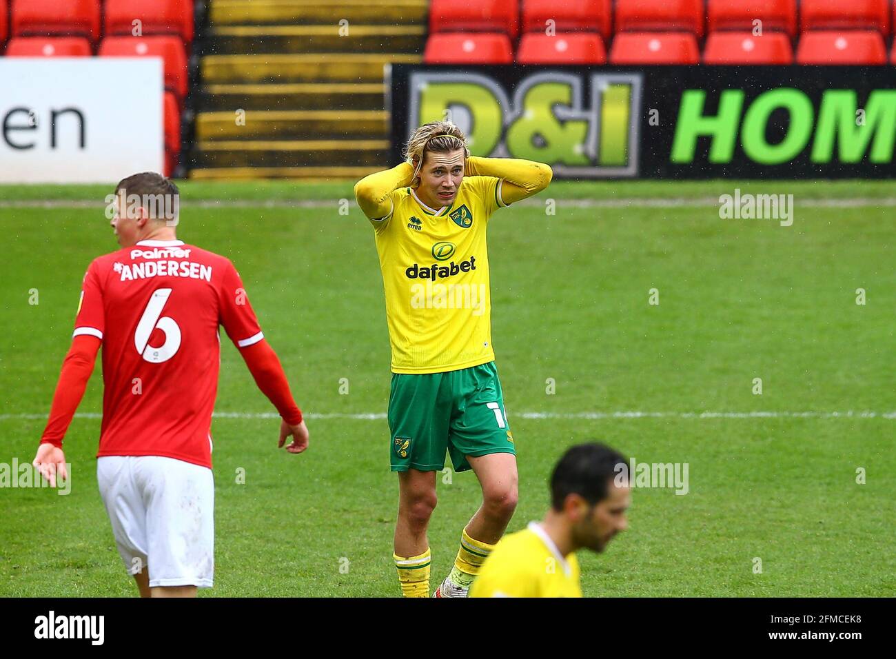 Todd cantwell of norwich city hi-res stock photography and images - Alamy