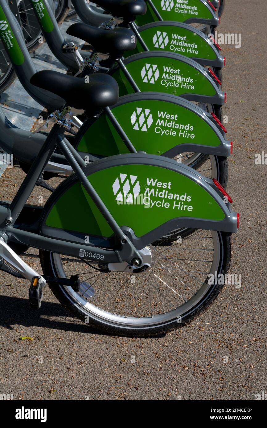 West Midlands Cycle Hire bicycles, War Memorial Park, Coventry, UK ...