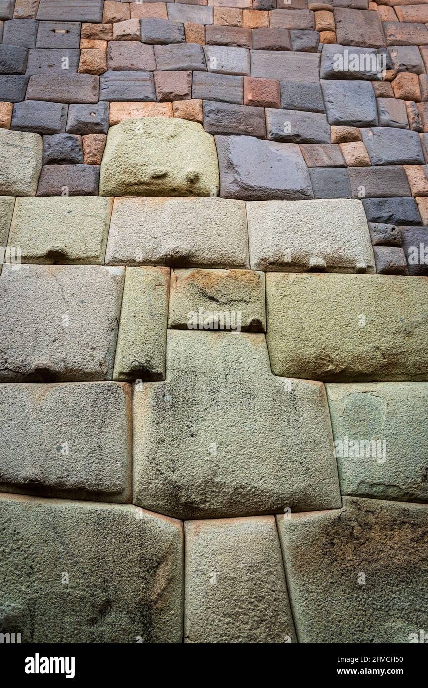 Fitted stone blocks hi-res stock photography and images - Alamy