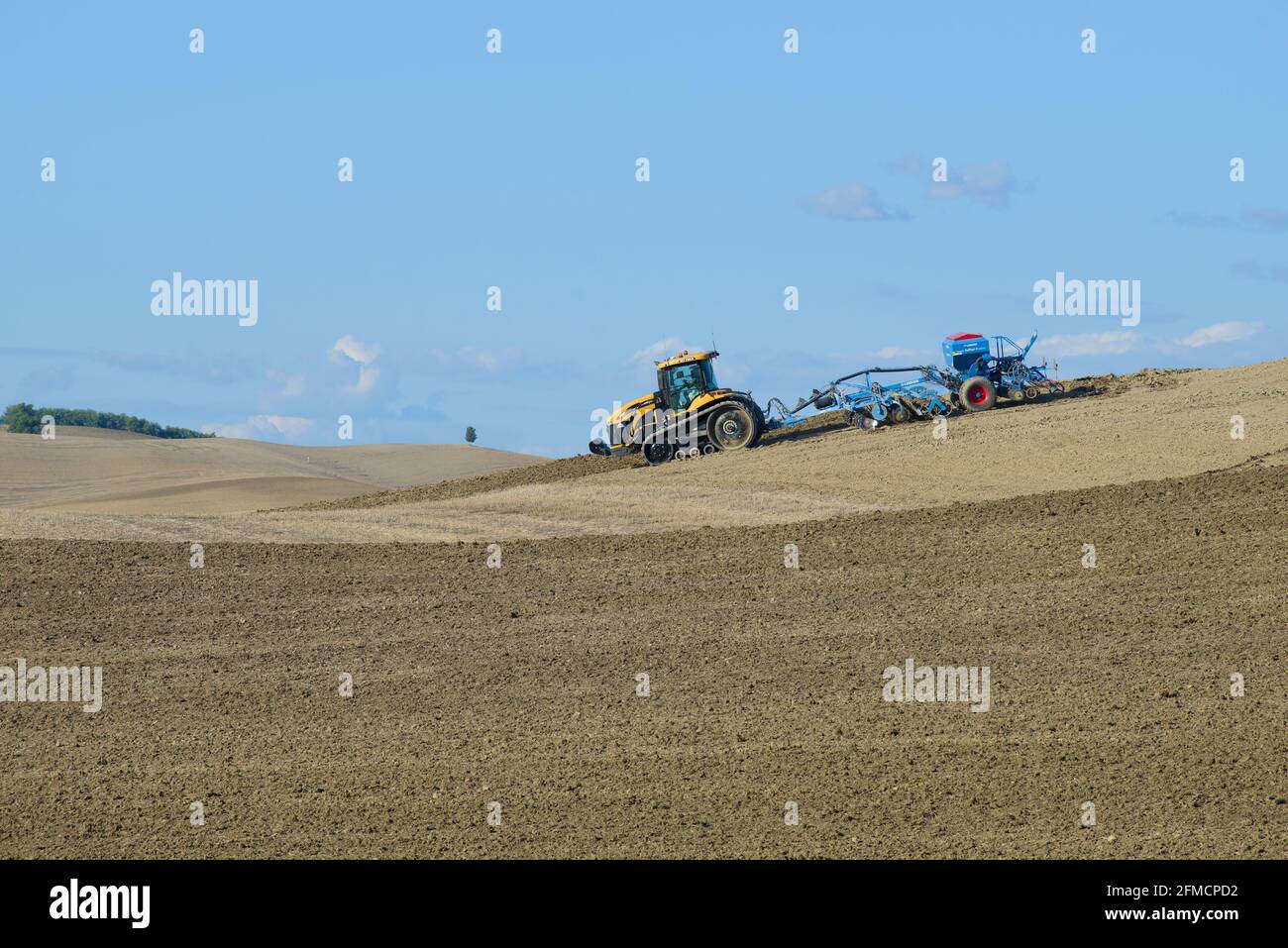 Lemken seed drill hi-res stock photography and images - Alamy