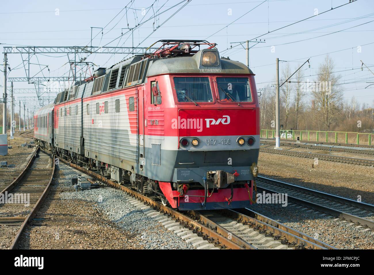 Skoda electric locomotive station train hi-res stock photography and ...