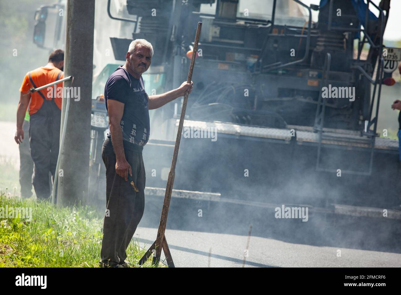 Paving lute hi-res stock photography and images - Alamy