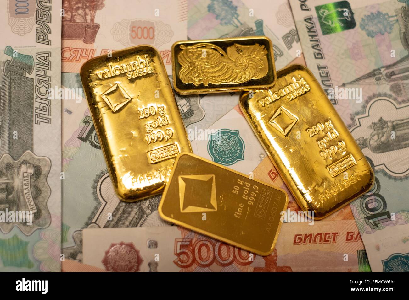 Ruble gold bullion hi-res stock photography and images - Alamy