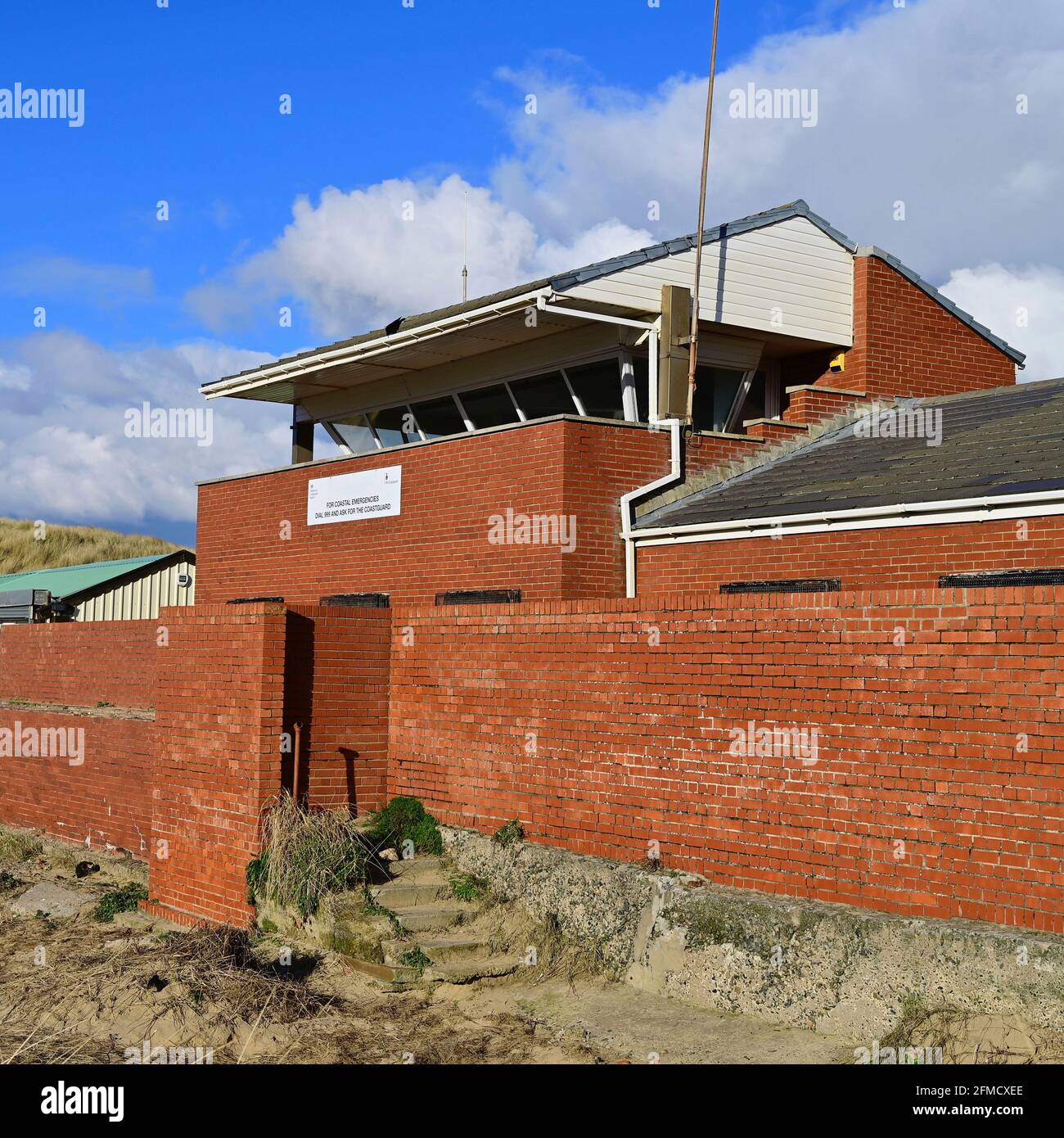 Hm coastguard rescue station hi-res stock photography and images - Alamy