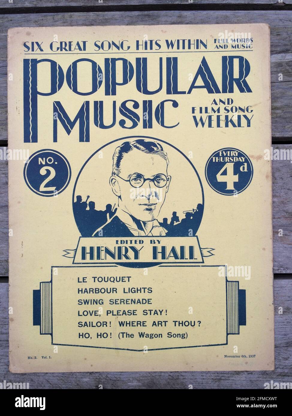Vintage Sheet Music / Still Life © Clarissa Debenham / Alamy Stock ...