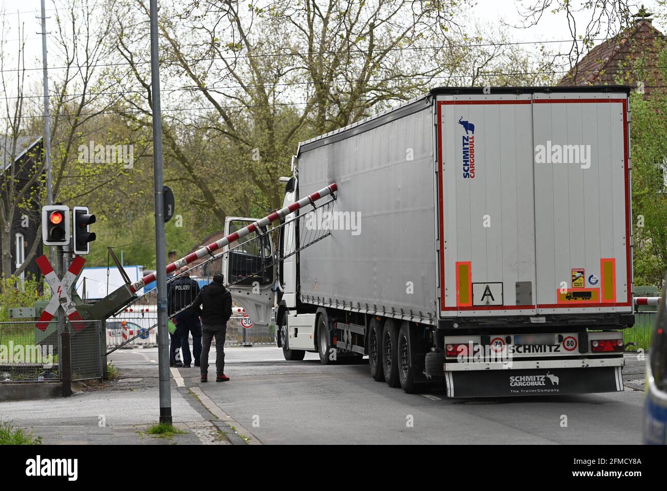 Lorry drove hi-res stock photography and images - Alamy