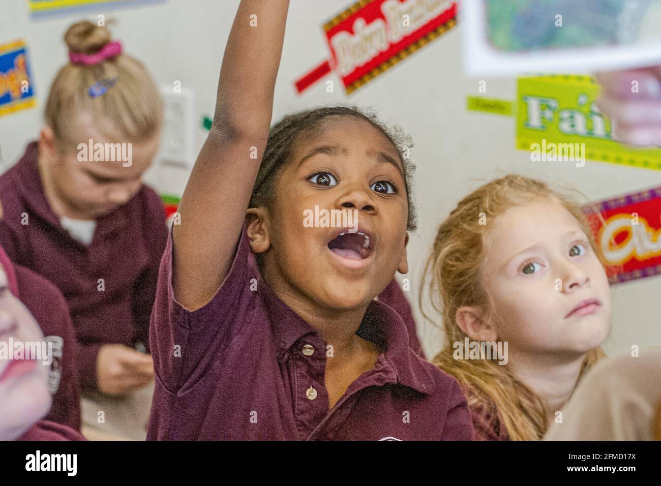 First grade students classroom hi-res stock photography and images - Alamy