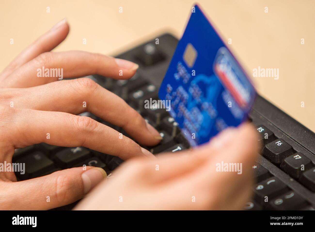 Online credit card purchase Stock Photo - Alamy