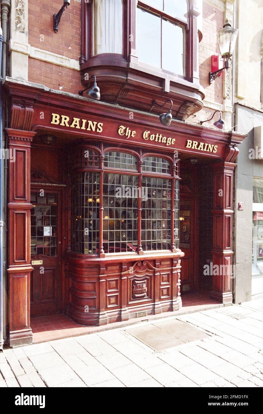 The Cottage Pub, St Mary Street, Cardiff, 1989 Stock Photo - Alamy