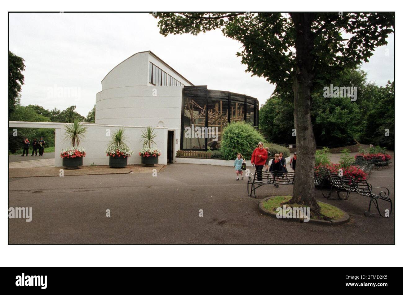 London zoo regents park london Cut Out Stock Images & Pictures - Alamy