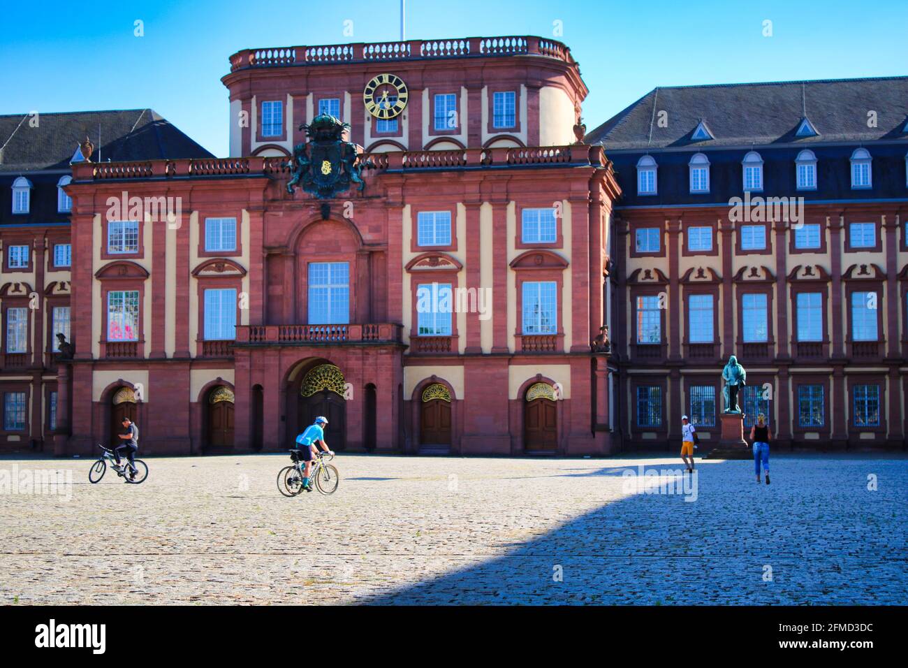 Studieren in mannheim hi-res stock photography and images - Alamy